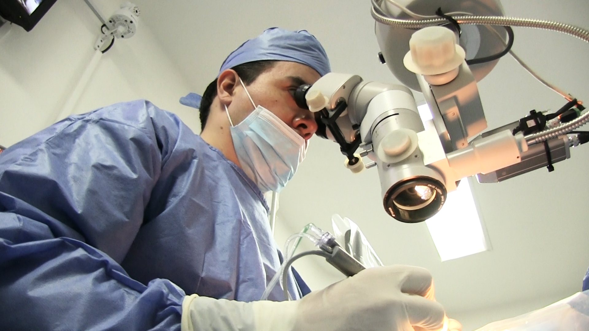 Tomografía de coherencia óptica (OCT) (Angio-OCT) y Fluorangiografía